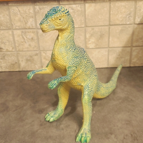 Toys | Vintage 8 X 9 Dinosaur Toy Figure | Poshmark